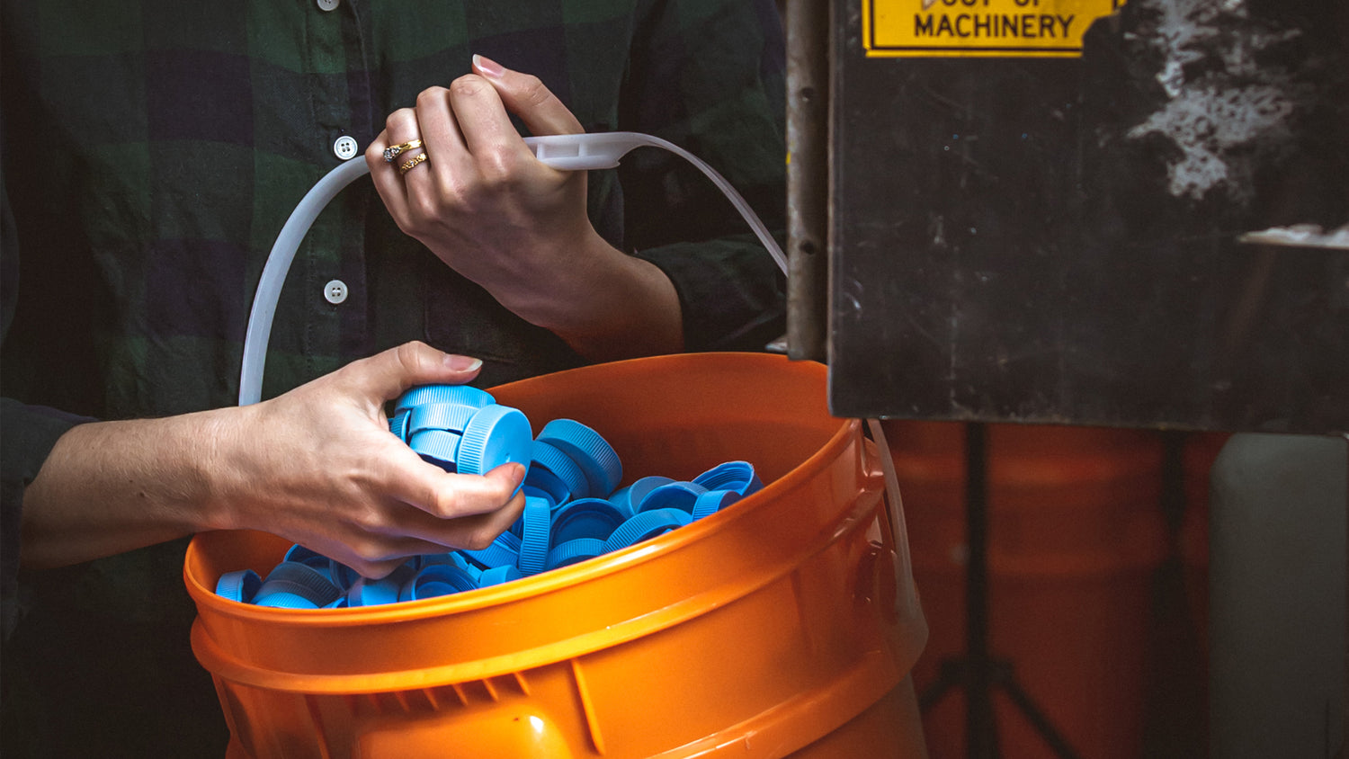 How To: Reduce micro-plastic & dust when shredding – Precious Plastic ...